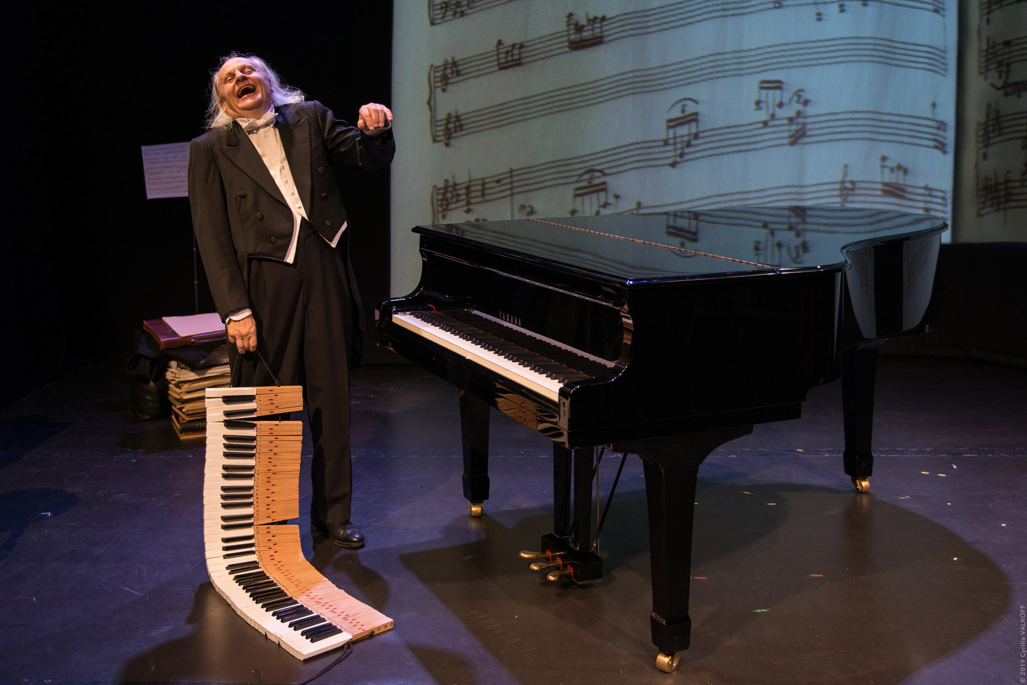 DESSINE-MOI UN PIANO - LE CORYPHÉE